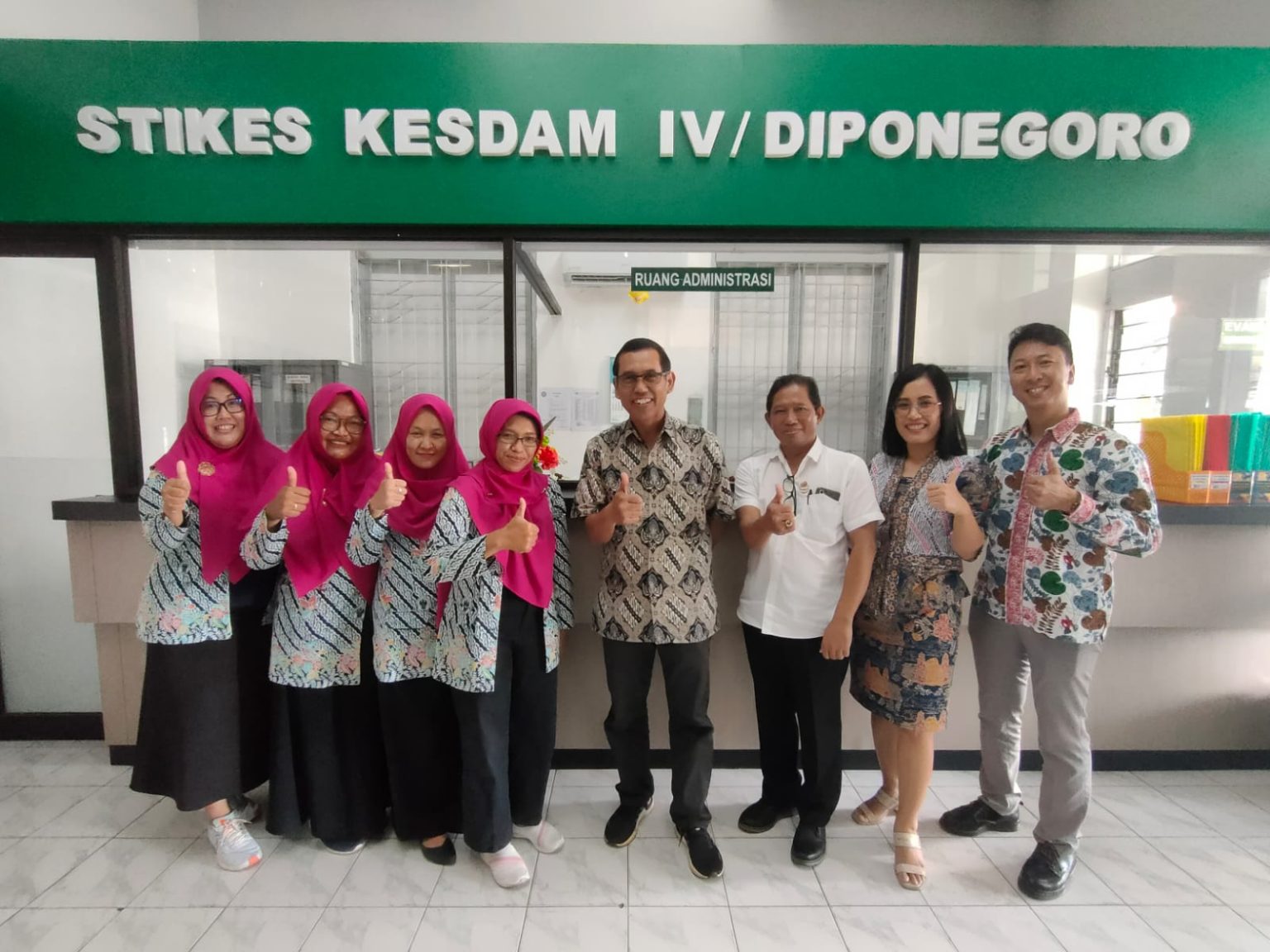 Kerjasama STIKES Kesdam IV/Dip dan UKSW dalam Matching Fund dengan tema ...